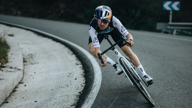 The peloton's newest bike: The Chinese X-Lab AD9 ridden by XDS Astana ...