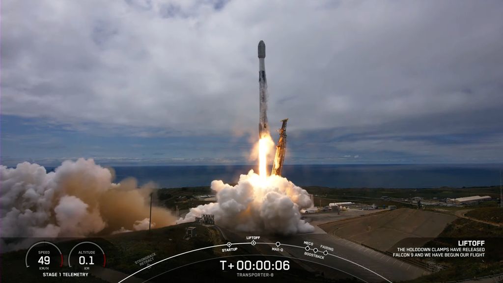 Spacex Launches 72 Satellites Into Orbit Lands Rocket For 200th Time