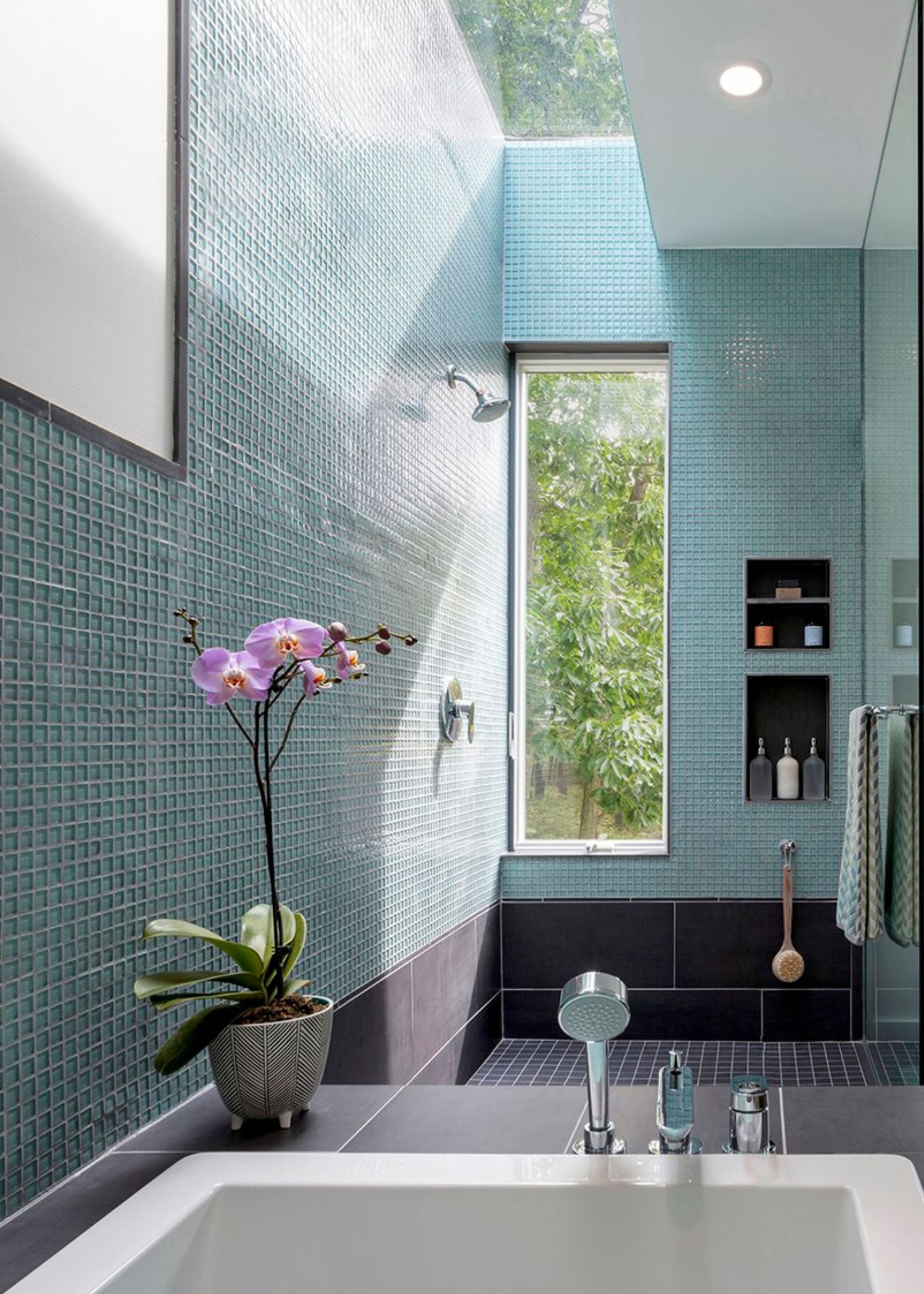 11 Spa Bathroom Lighting Ideas for a More Relaxing Space | Livingetc