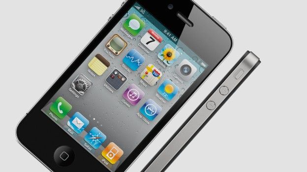 Apple officially unveil 8GB iPhone 4 at iPhone 4S launch | T3
