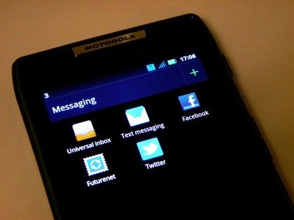 Messaging - Motorola Razr review - Page 4 | TechRadar