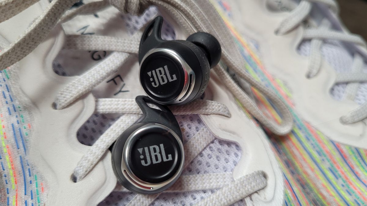 JBL Reflect Flow PRO review | TechRadar