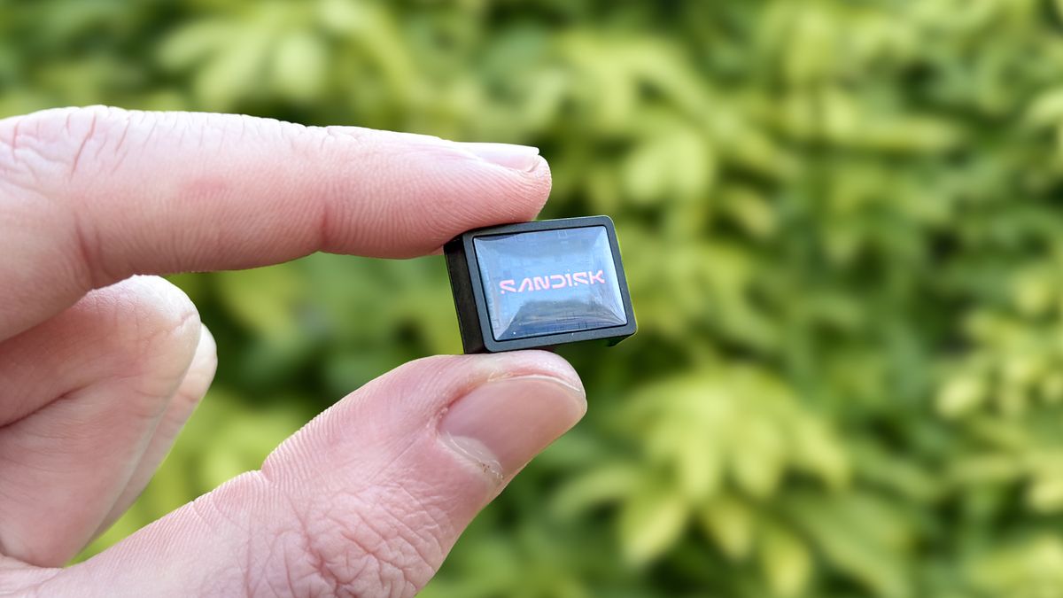 I tried the world's smallest USB flash drive with 1TB storage — and it ...