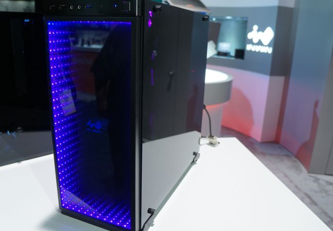 Check out In Win's awesome infinity mirror PC case | PC Gamer
