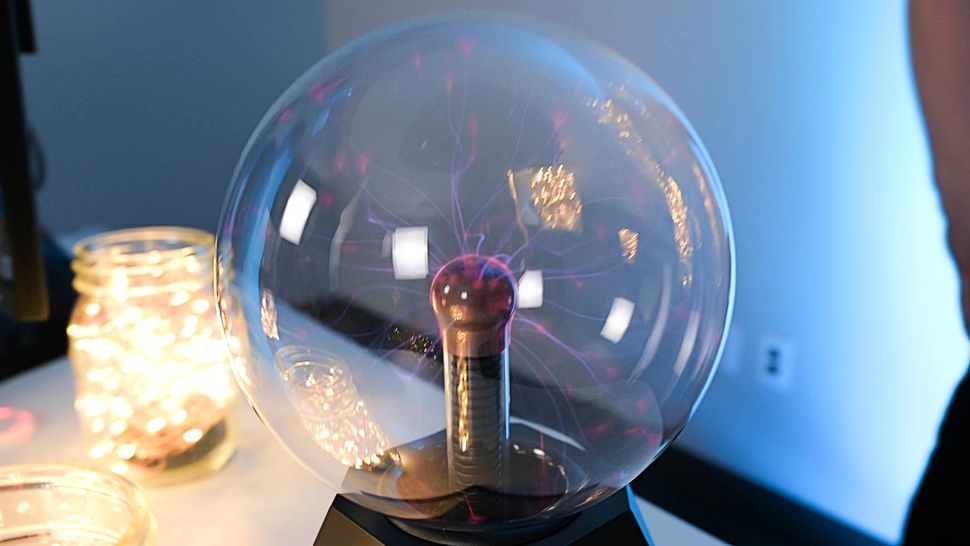 Beyond Qi: Quaze's revolutionary tech can wirelessly power just about ...