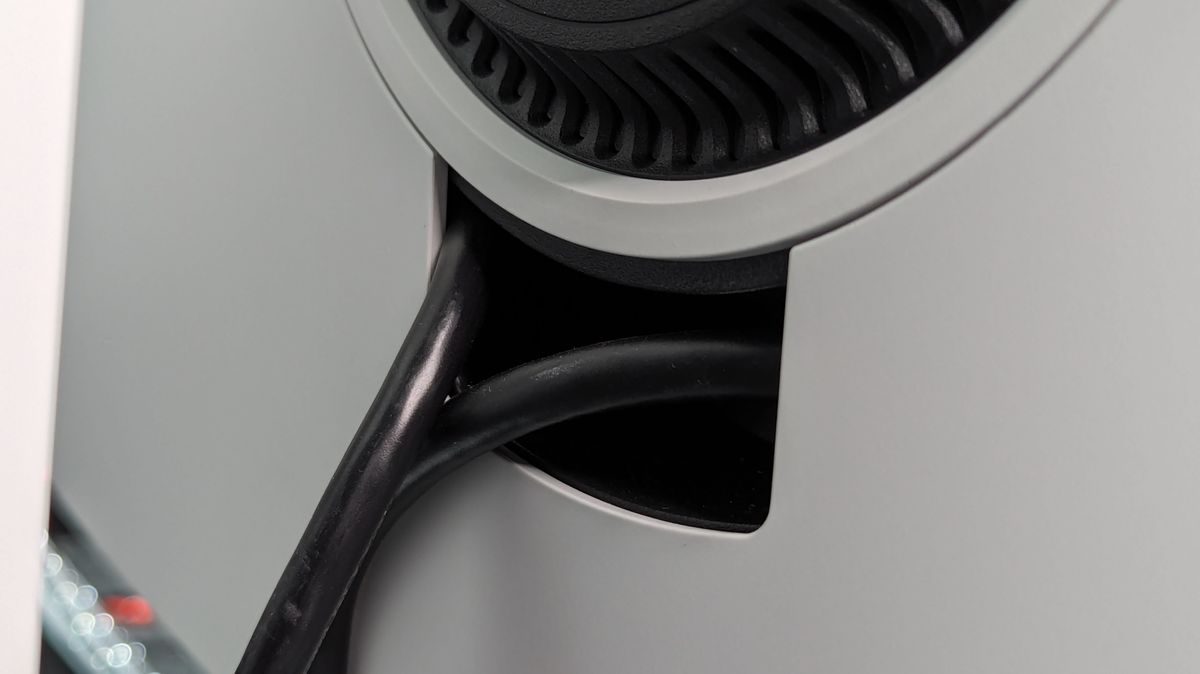 Alienware 32-inch 4K QD-OLED (AW3225QF) gaming monitor review ...