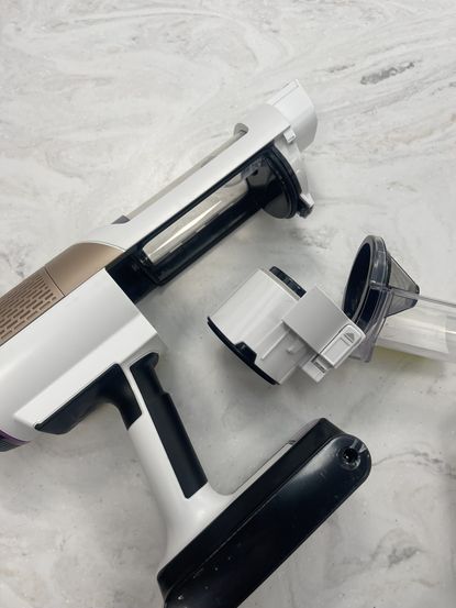 Shark Detect Pro Cordless review: new, smart and stylish | Homes and ...