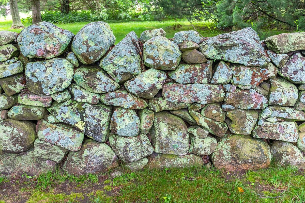 Types Of Stone Walls – Learn The Differences Between Stone Walls ...