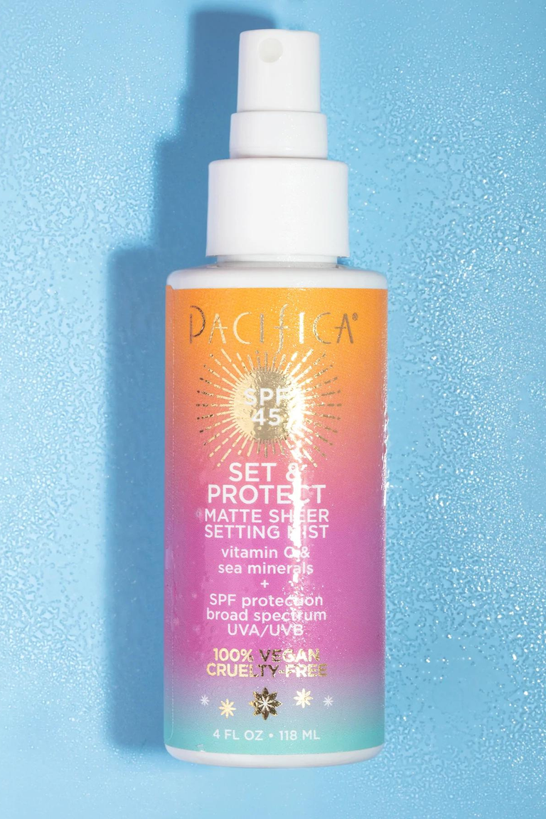 The 16 Best Spray Sunscreens for Face and Body | Marie Claire