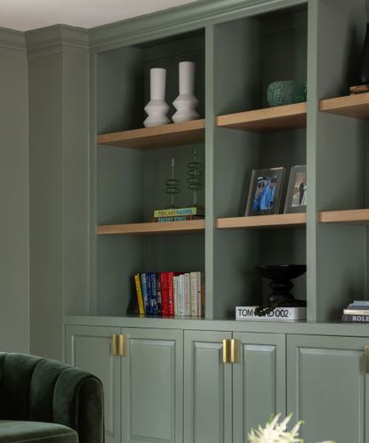 17 bookshelf stying mistakes designers warn against | Homes and Gardens