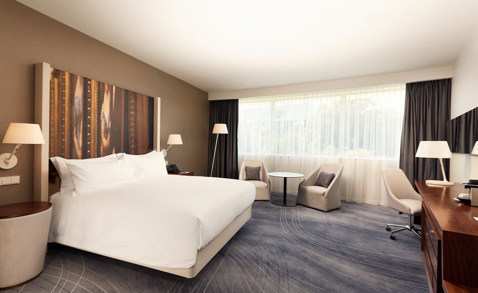 Double Tree by Hilton | Wallpaper