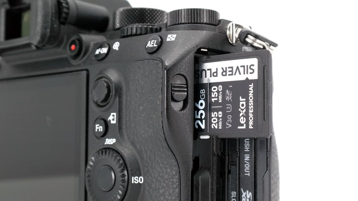 Lexar Professional Silver Plus SDXC memory card review | Digital Camera ...