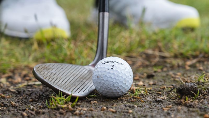 How To Pitch From Muddy Lies | Golf Monthly