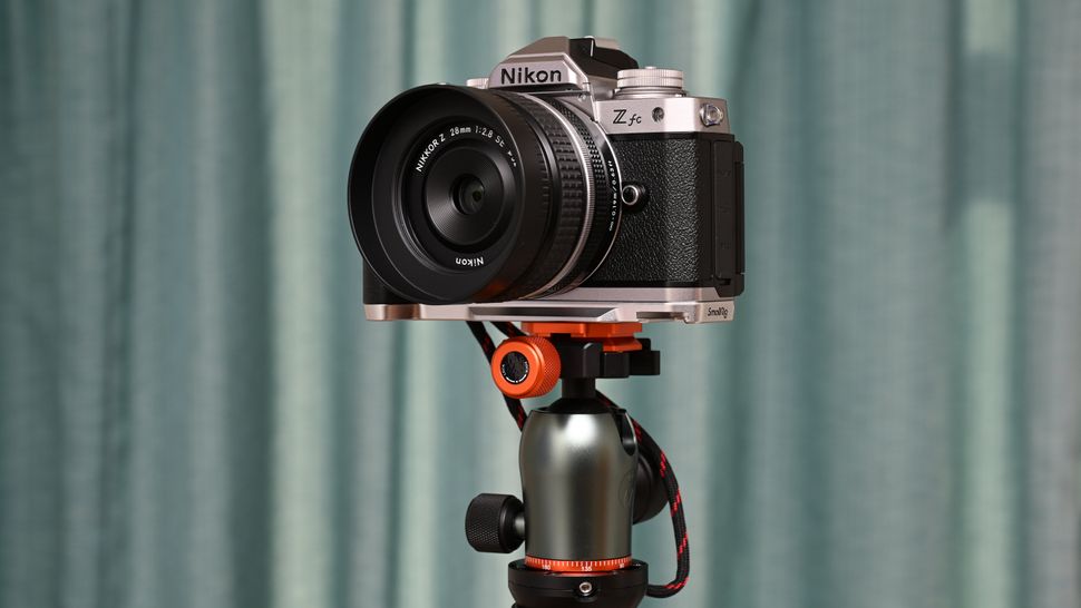 Vanguard LVL Universal Tripod Levelling Adapter review: coming in one ...