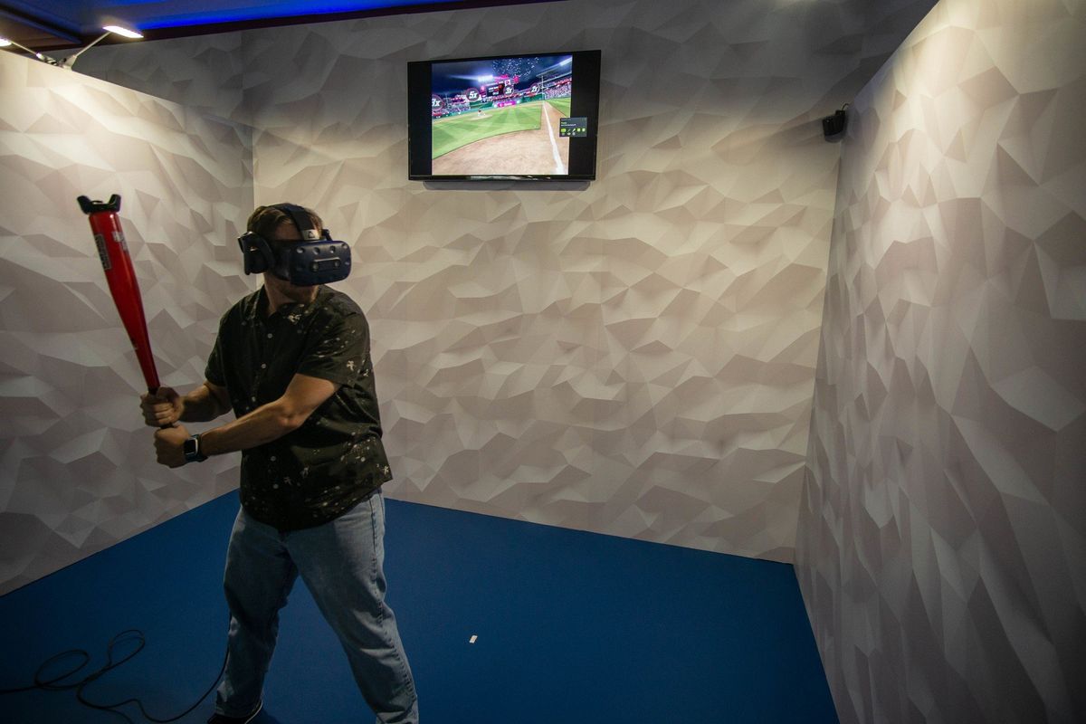 HTC Vive Pro Eye VR headset hands-on: A little innovation goes a long ...