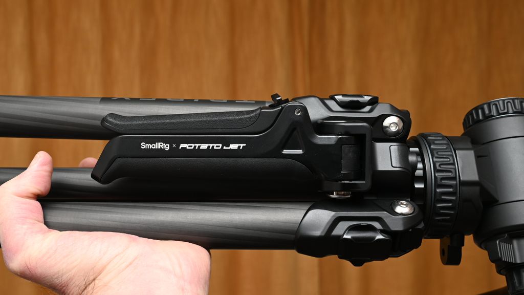 SmallRig x Potato Jet TRIBEX Hydraulic Carbon Fiber Tripod Kit review ...