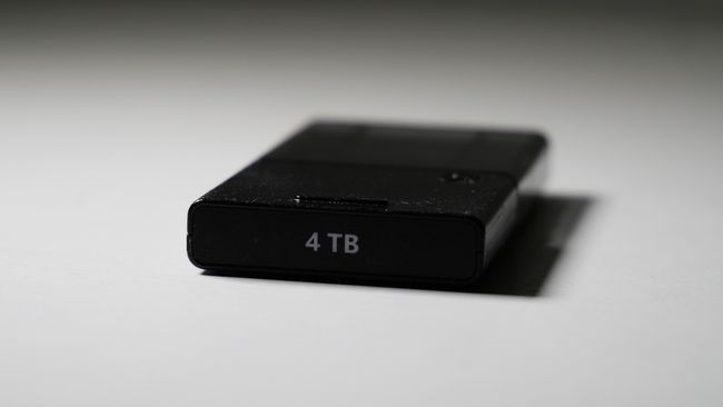 This monstrous 4TB Xbox Series X Expansion Card costs $500, and I ...