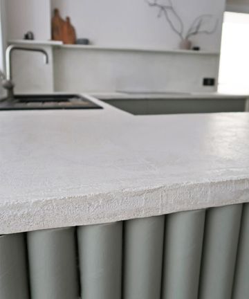 How to microcement kitchen worktops: A seriously cool upgrade | Real Homes