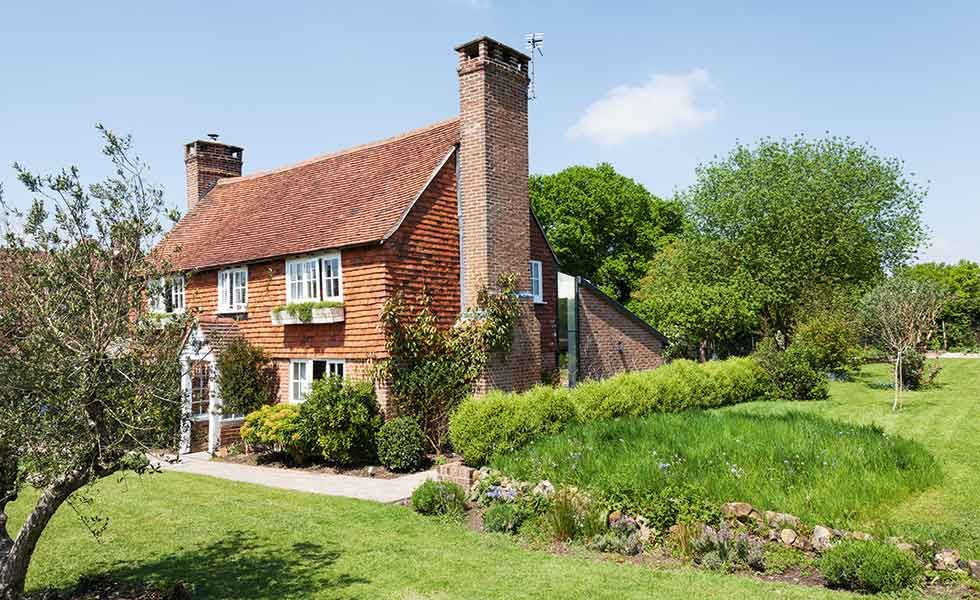 Listed buildings: an essential guide | Real Homes