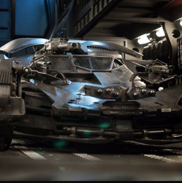 Batman’s Justice League Batmobile Is Going To Have So Many New Weapons ...