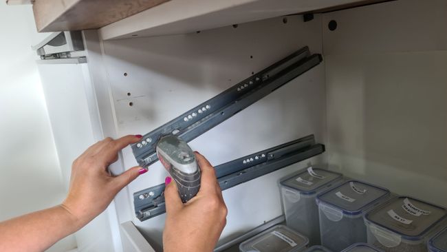 How to Fix Kitchen Drawers: The Ultimate DIY Guide | Homebuilding
