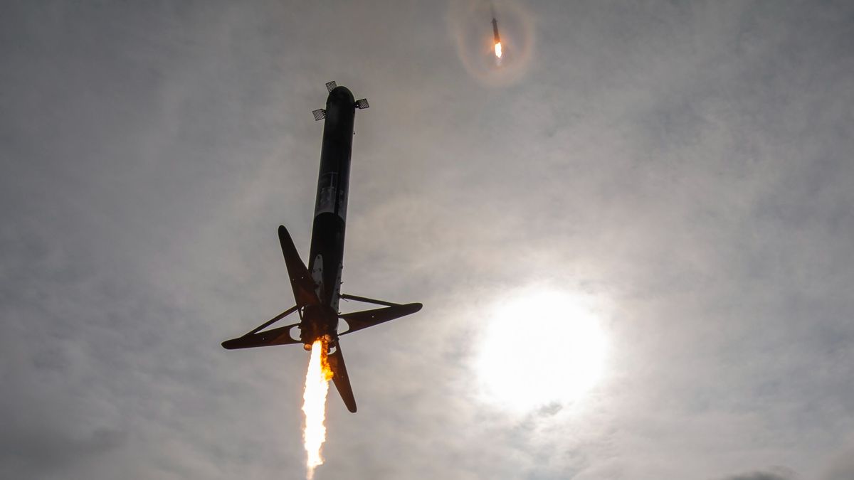 SpaceX's Falcon Heavy launch of Psyche asteroid mission in photos | Space