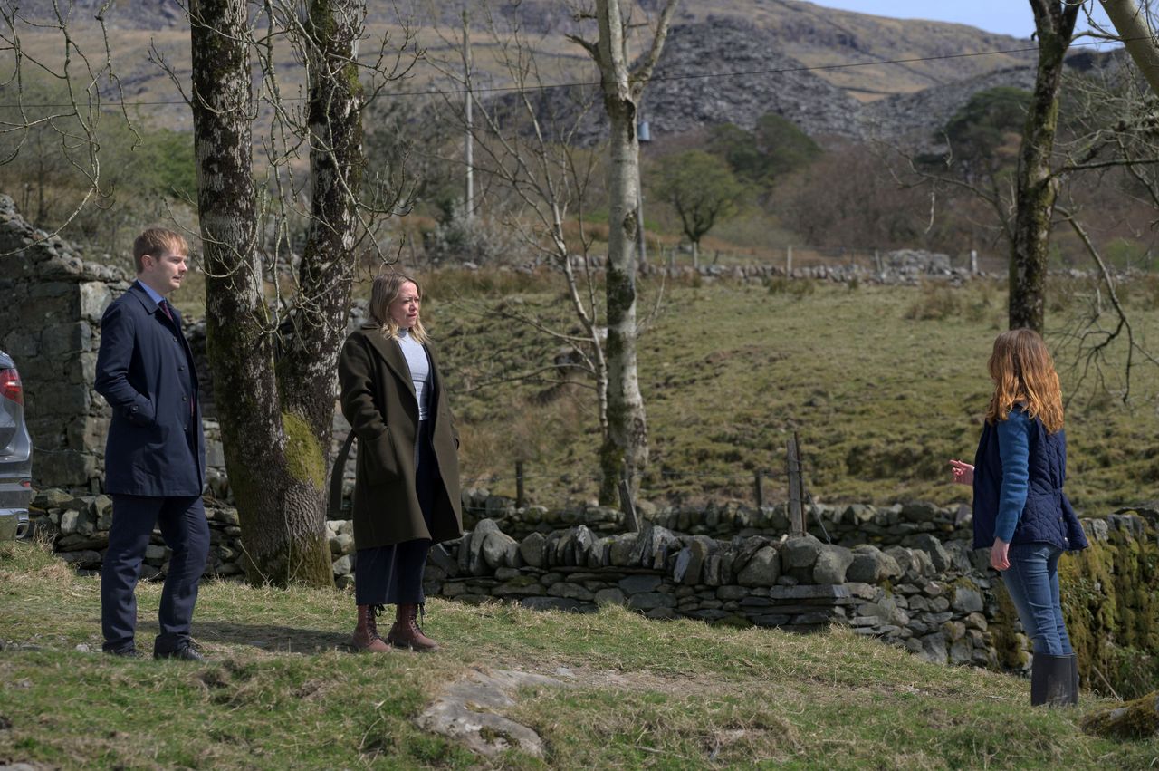 Where was Hidden filmed, where is it set and who is in the cast ...