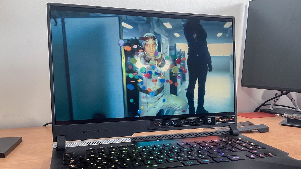 Asus ROG Strix Scar 17 (2021) review: Pushing the limit | Laptop Mag