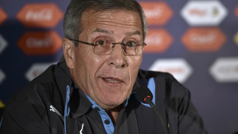Uruguay's Tabarez expects history to repeat | FourFourTwo
