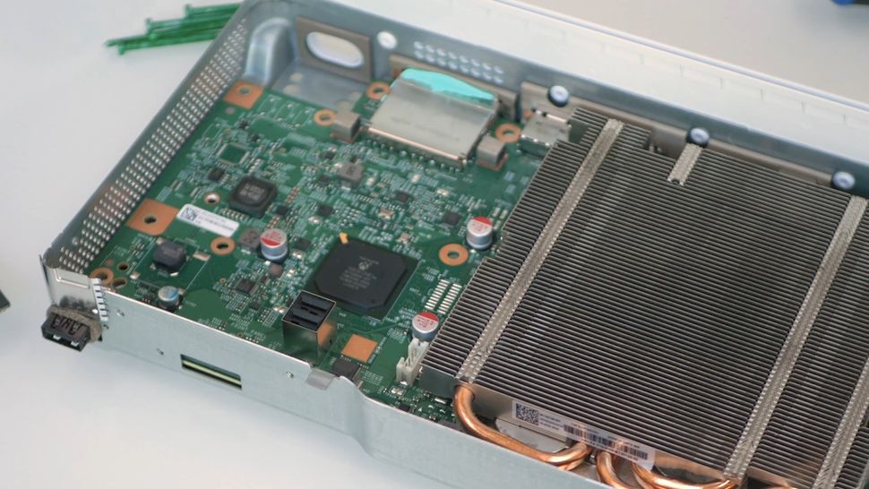Xbox Series S Teardown Reveals a Well-Designed Interior | Tom's Hardware