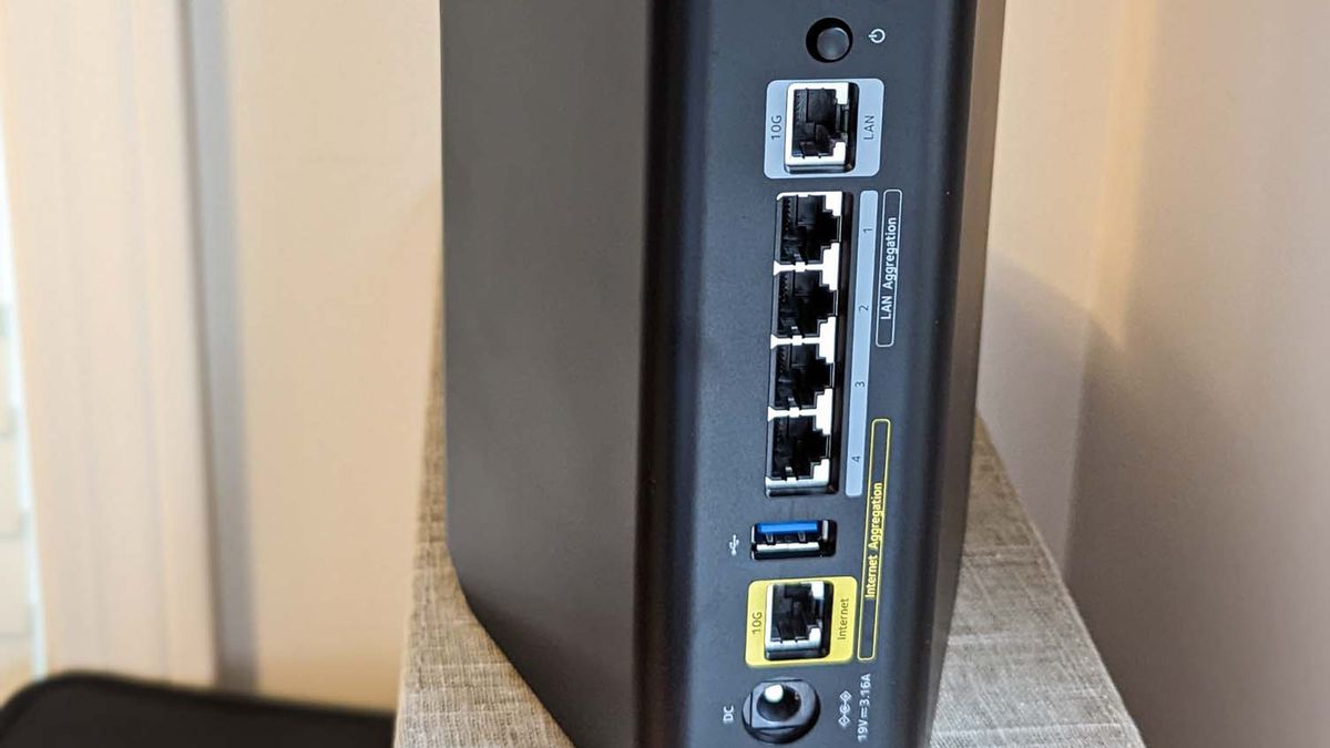 Netgear Nighthawk RS700S review | Tom's Guide