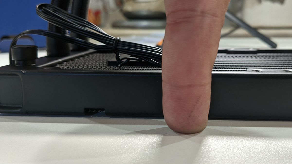 SilverStone VIDA 240 Slim SFF AIO Review: Slim Thermal Performance ...