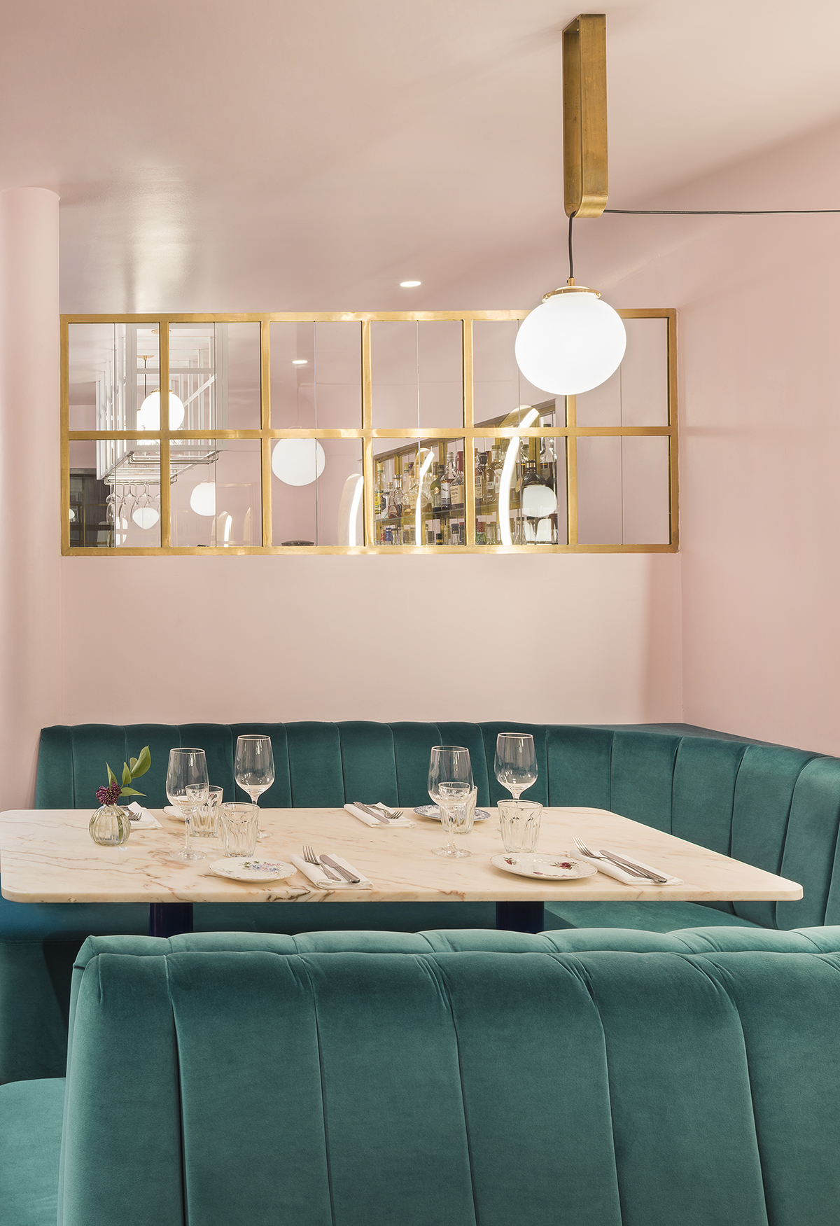Take a look at NAC restaurant's amazing 1940s Hollywood makeover by ...