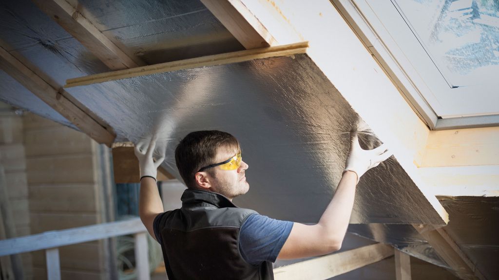 Which types of roof insulation are best for your roof? | Homebuilding