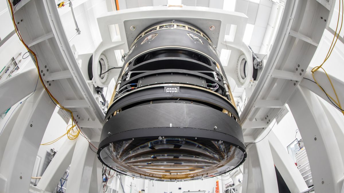 World's biggest camera now ready to shoot 3,200-megapixel photos of ...