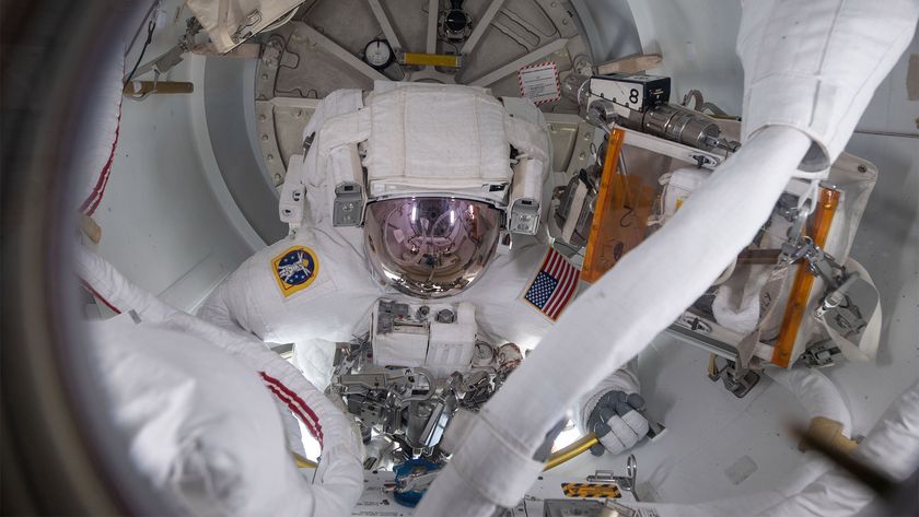 The Spacewalks of Expedition 59 in Photos | Space