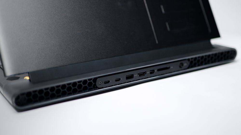 Alienware m18 R2 review — this gargantuan gaming laptop means business ...