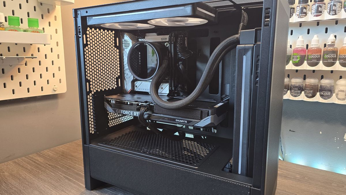 NZXT H3 Flow case review | PC Gamer