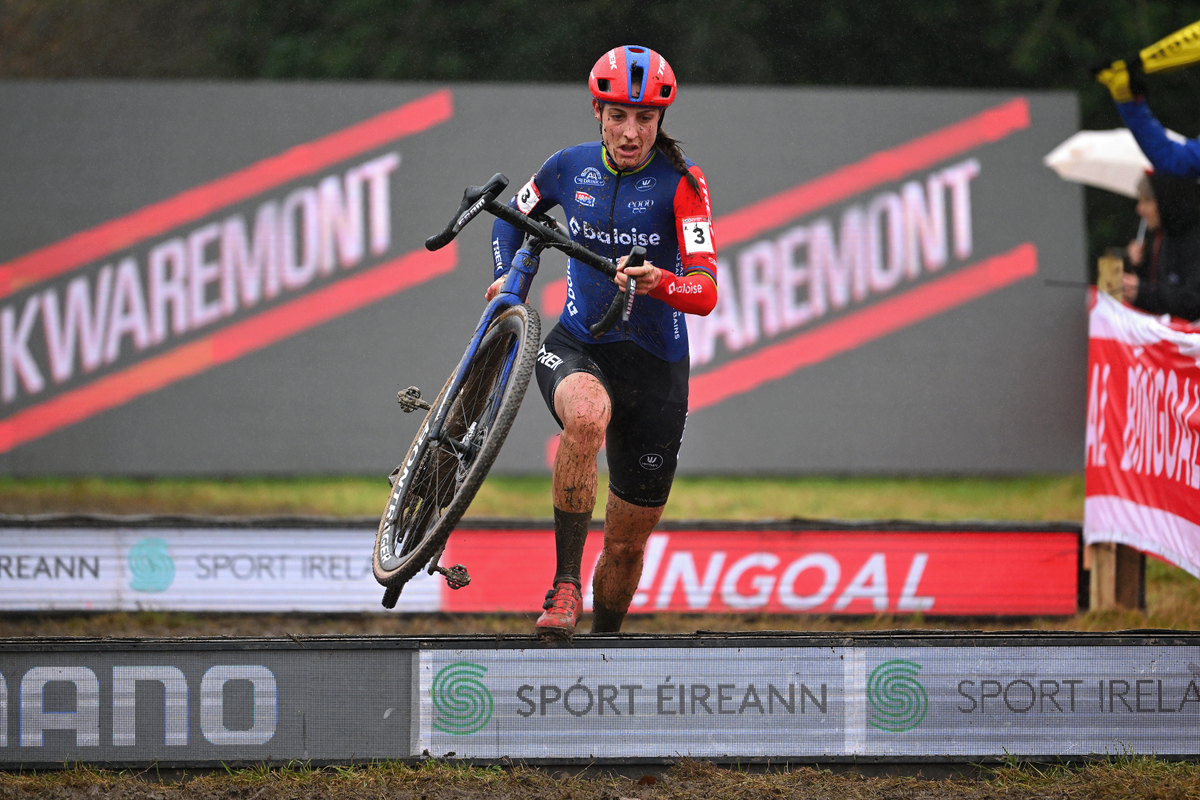 World Cup Dublin: Lucinda Brand takes 50th elite victory in dominant ...