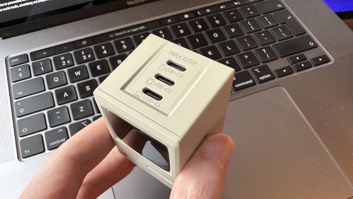 Shargeek Retro 67 GaN charger review: chargers shouldn’t be this fun ...