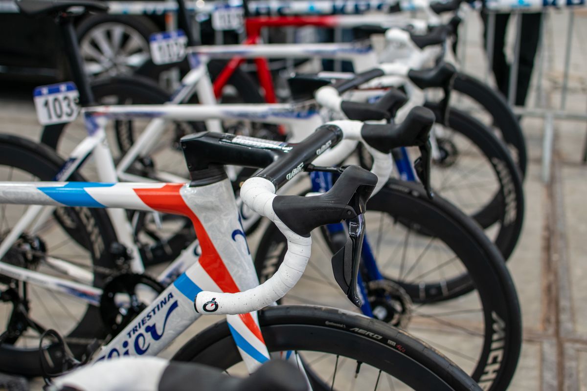 Opening weekend tech gallery part 1: New tyres, stacked stems and ...