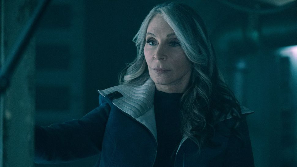 Star Trek: Picard season 3: Jean-Luc Picard and Beverly Crusher's slow-burn romance explained ...