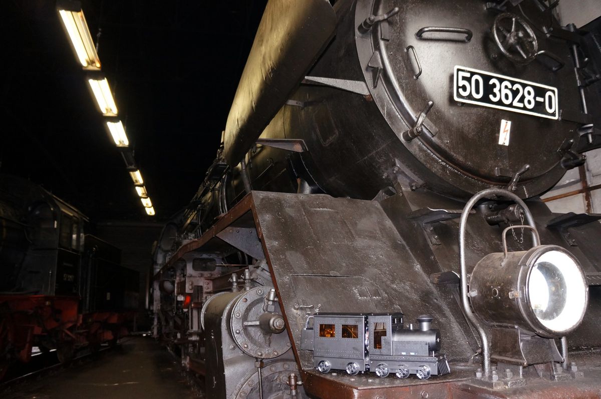 A Day At The Museum, Part 1 - Take The Train: Lian Li PC-CK101, Built ...