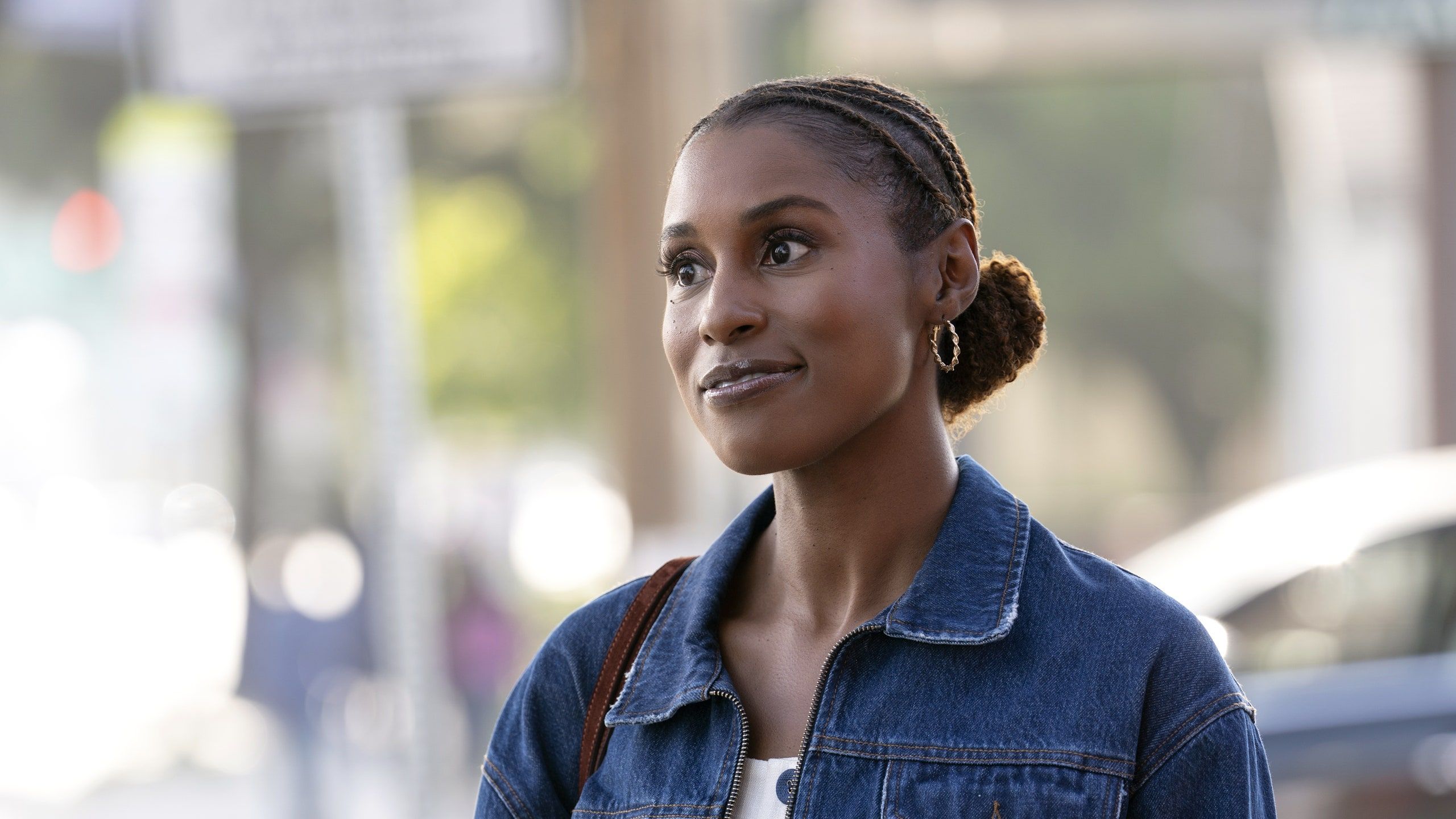 Spider-Man: Into the Spider-Verse sequel casts Issa Rae as Spider-Woman ...