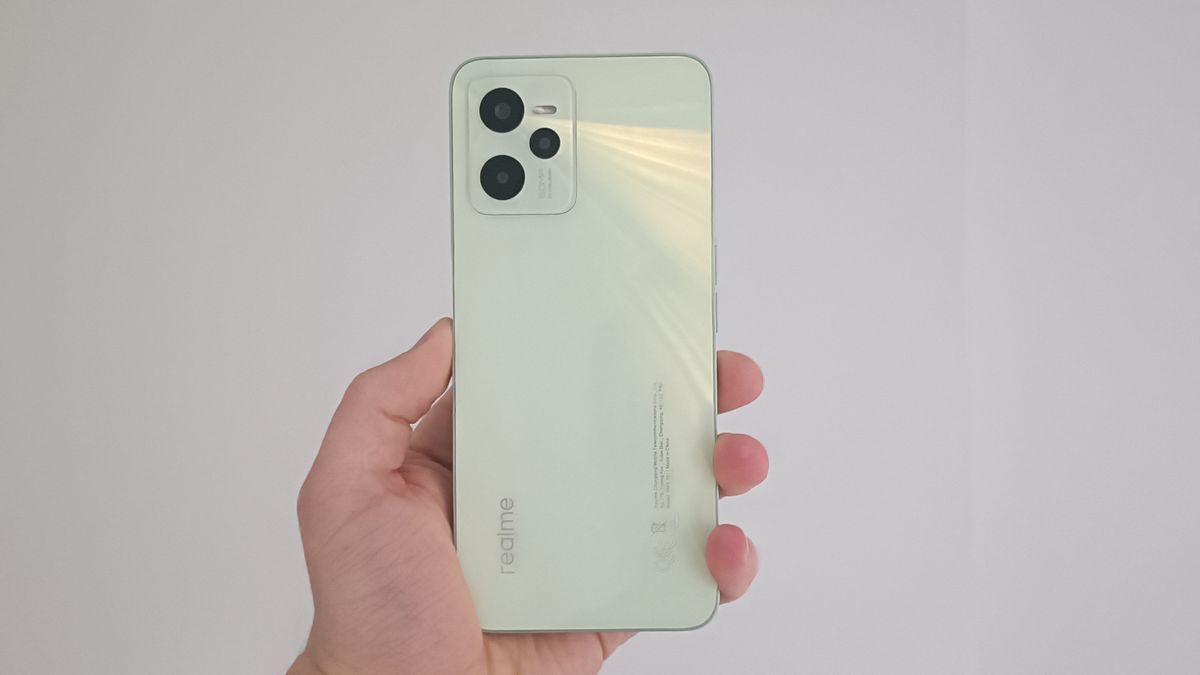Realme C35 review: a top cheap camera phone | TechRadar