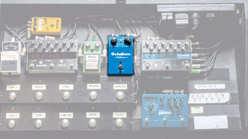 Andy Bell talks returning to Ride and his Rickenbacker'd rig | MusicRadar