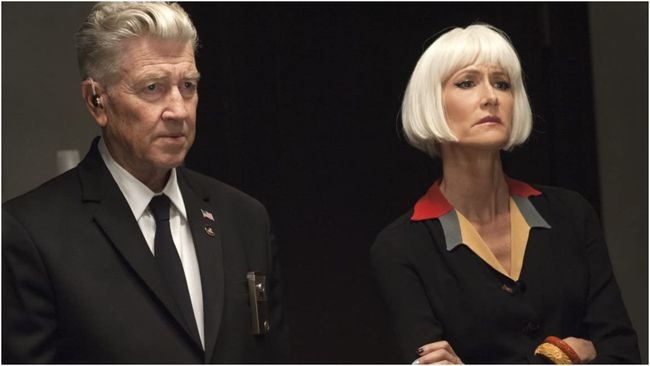 32 Fake TV Shows That Are Just As Fun As The Real Series They Appear In ...