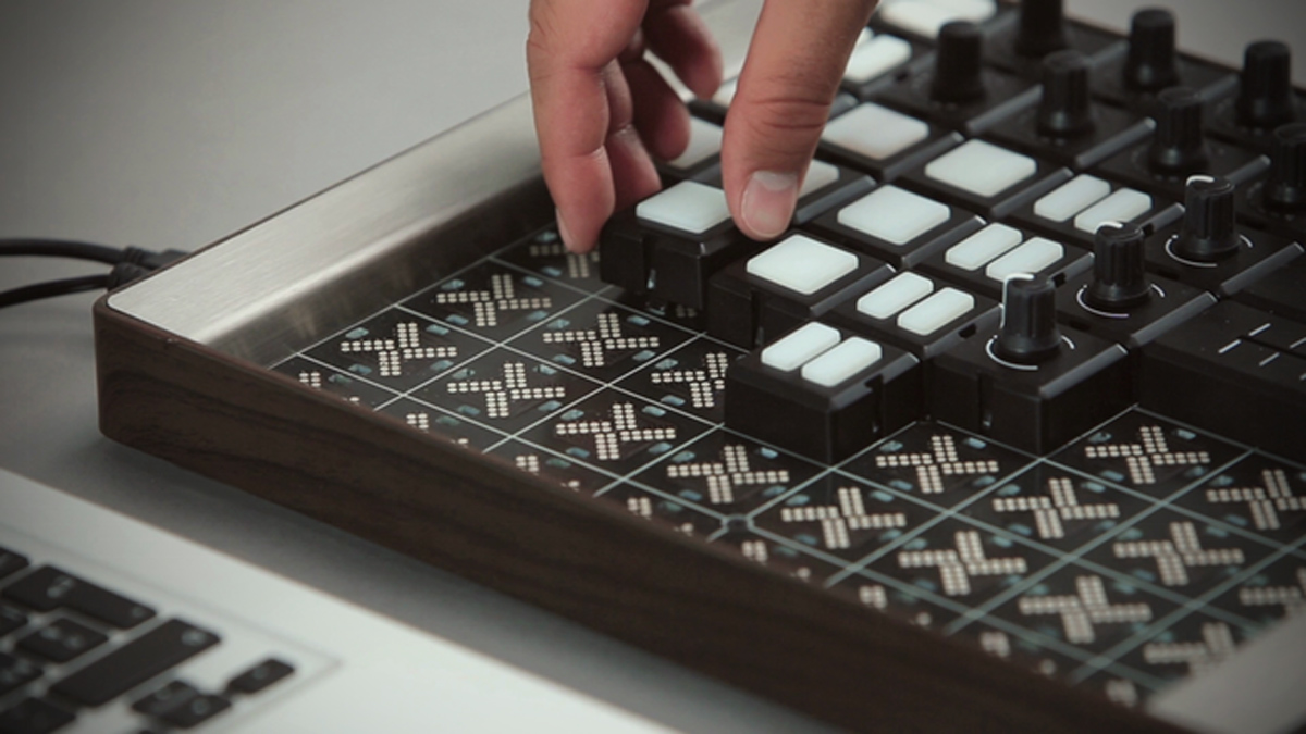 You can now back the Mine modular controller platform on Kickstarter ...