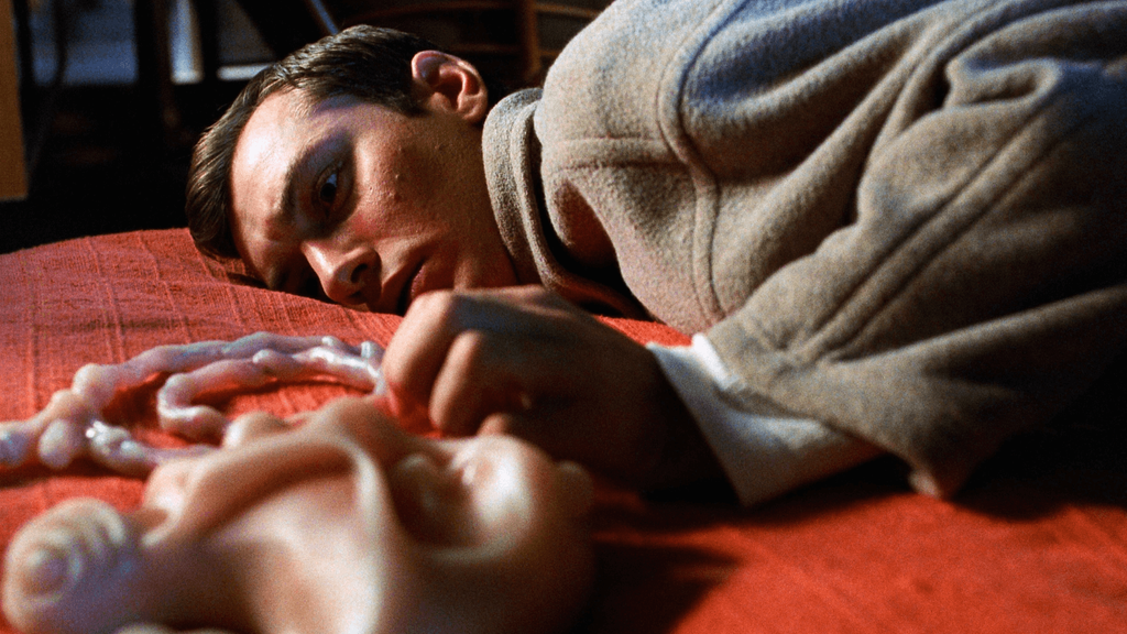 David Cronenberg says eXistenZ wasn't about predicting modern gaming ...