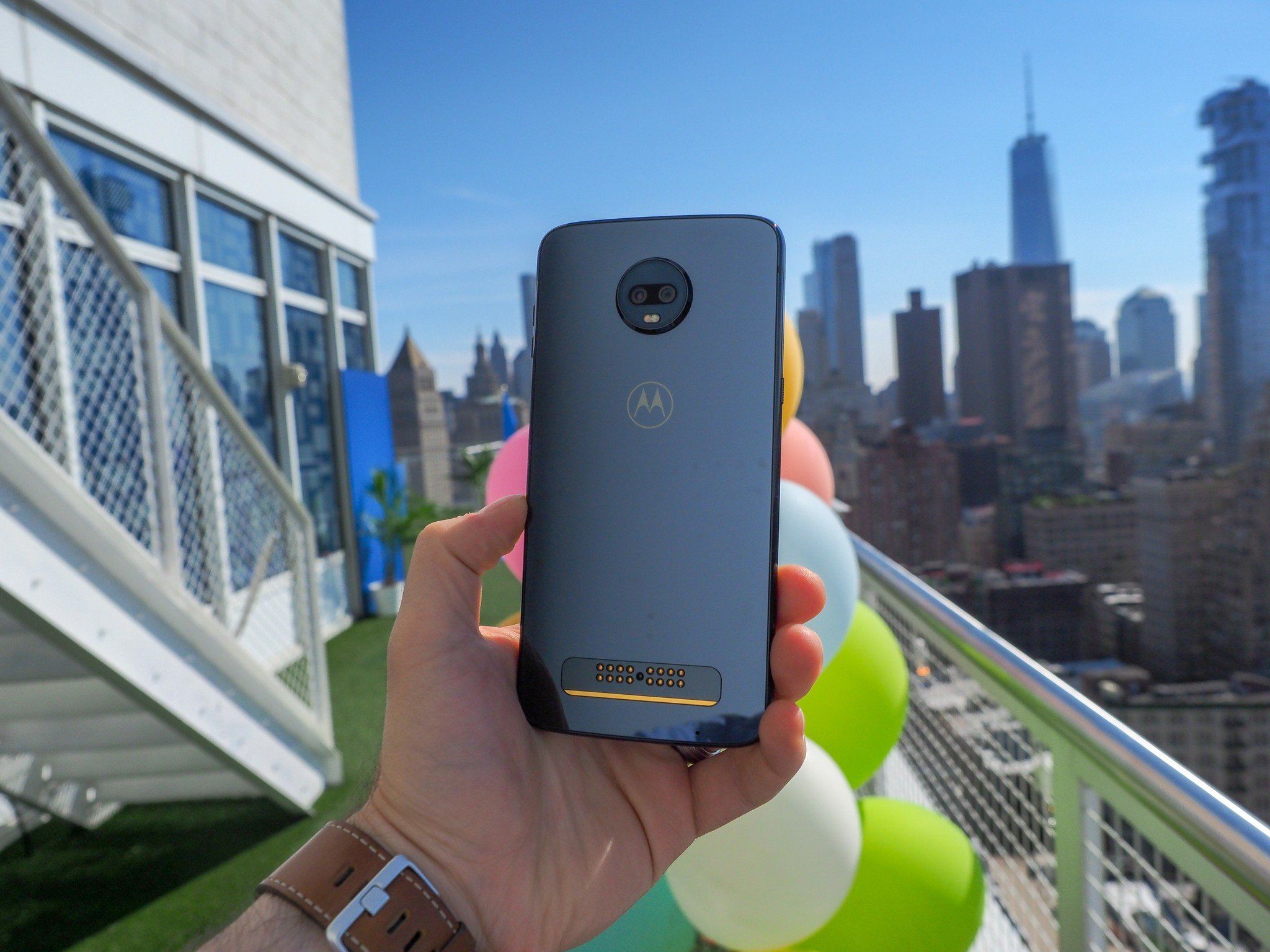 What apps and services are bundled with Amazon Alexa Built-in Phones ...